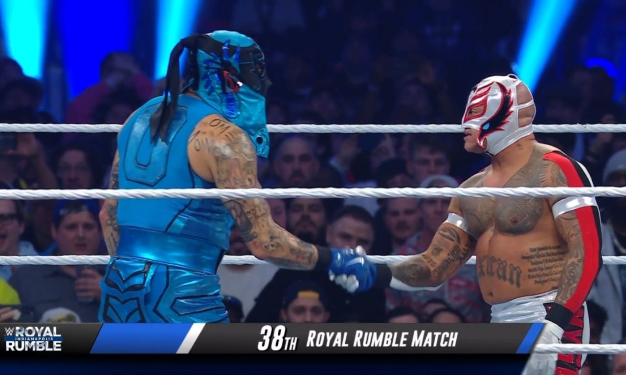 Así fue la entrada de Penta Zero Miedo y Rey Mysterio en el Royal ...