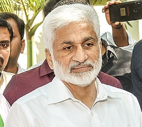 Vijayasai Reddy meets Sharmila in Hyderabad