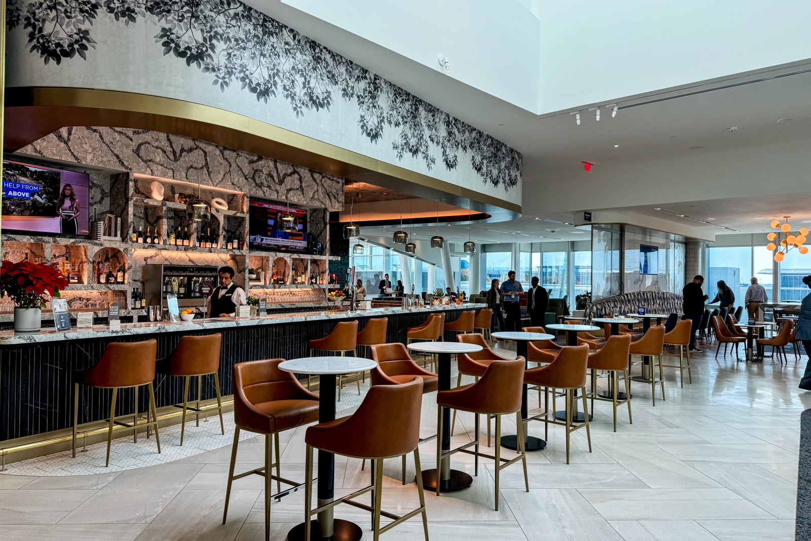 Delta Sky Club access limits have arrived: Here's how to track your ...