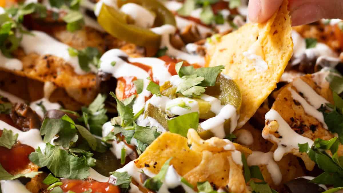 36 Easy Super Bowl Snacks That Will Steal the Show