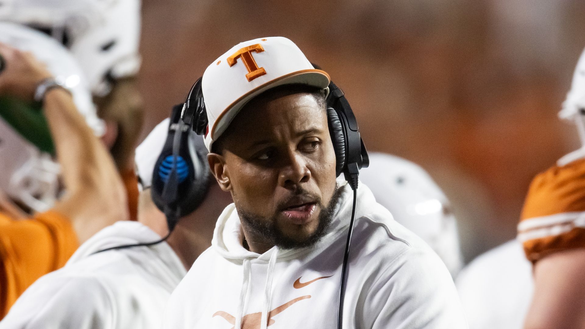 Texas RB coach Tashard Choice to interview with the Dallas Cowboys