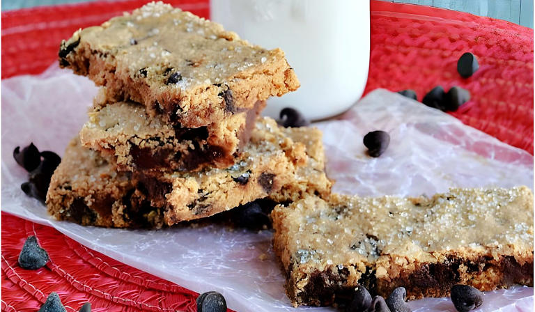 Chocolate Chip Graham Cracker Cookie Bars Recipe