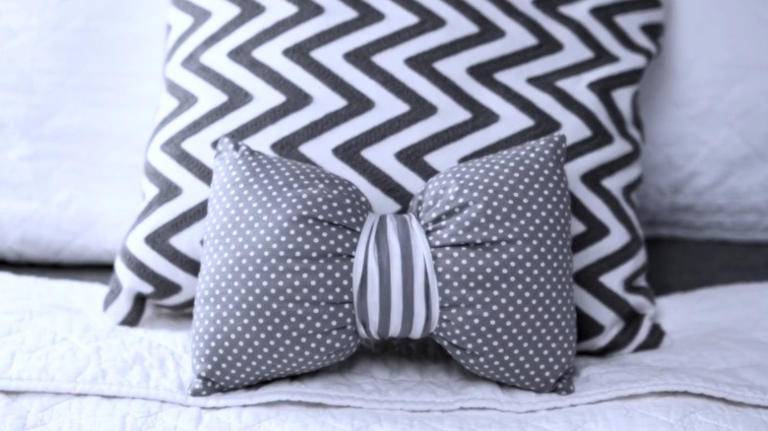 Add Very Demure Bow Cushions To Your Home With A Mindful No-Sew DIY
