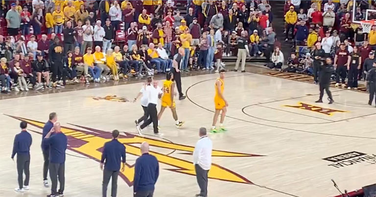 Bobby Hurley refuses to shake hands with Tommy Lloyd, Arizona State ...