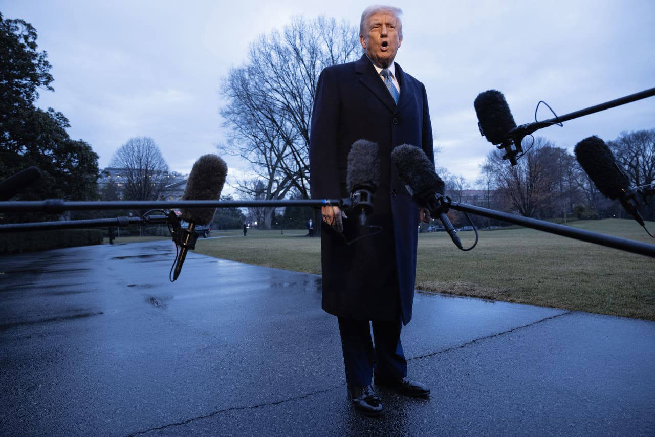Canada, Mexico Hit Back Against Trump Tariffs. Markets Brace for Impact ... Canada, Mexico Hit Back Against Trump Tariffs. Markets Brace for Impact ...