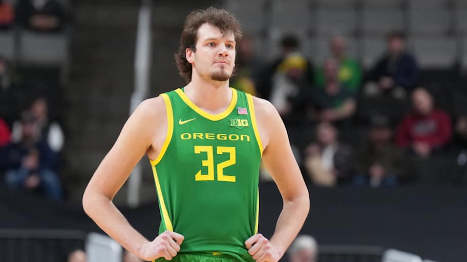 Oregon Ducks' Jackson Shelstad, Nate Bittle Key To Potential NCAA ...