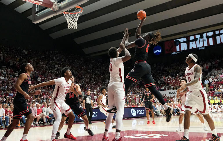 Aiden Sherrell breakout game takes Alabama basketball depth to new ...