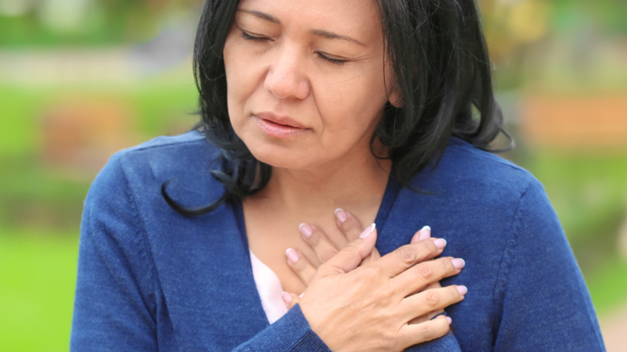 8 Overlooked Signs Your Body Gives Before A Heart Attack