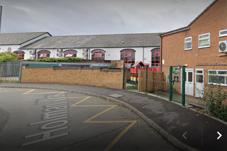 Nuneaton school where pupils have a 'bespoke system' receives Ofsted praise