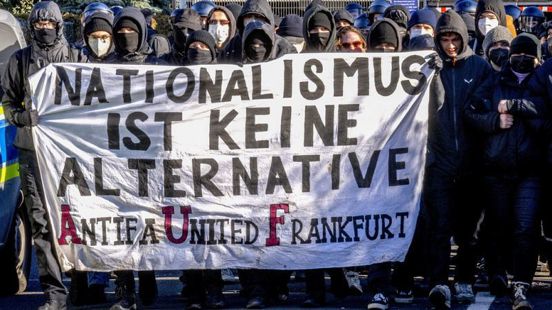 Allemagne : manifestations massives contre Allemagne : manifestations massives contre