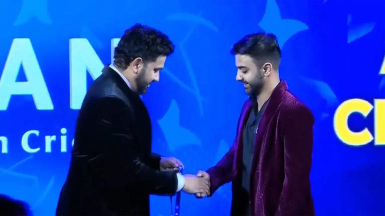 Agni Chopra overjoyed to receive BCCI award from his childhood idol ...