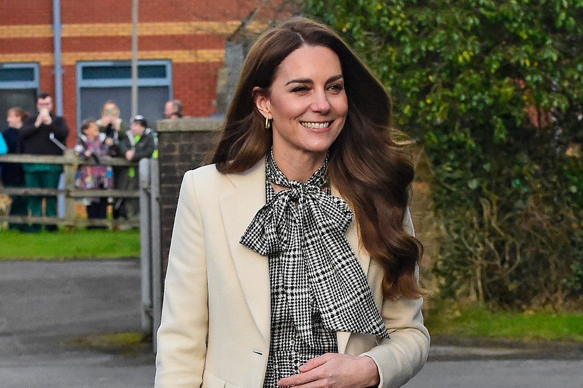 Kensington Palace will ‘stop releasing details of Kate’s outfits’ in ...