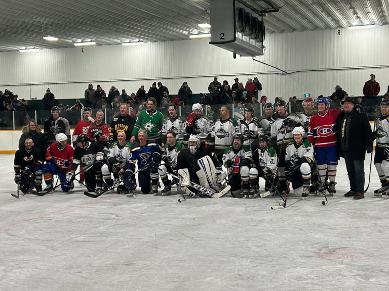 NHL legends, Roddickton hockey players battle to tie in northern ...