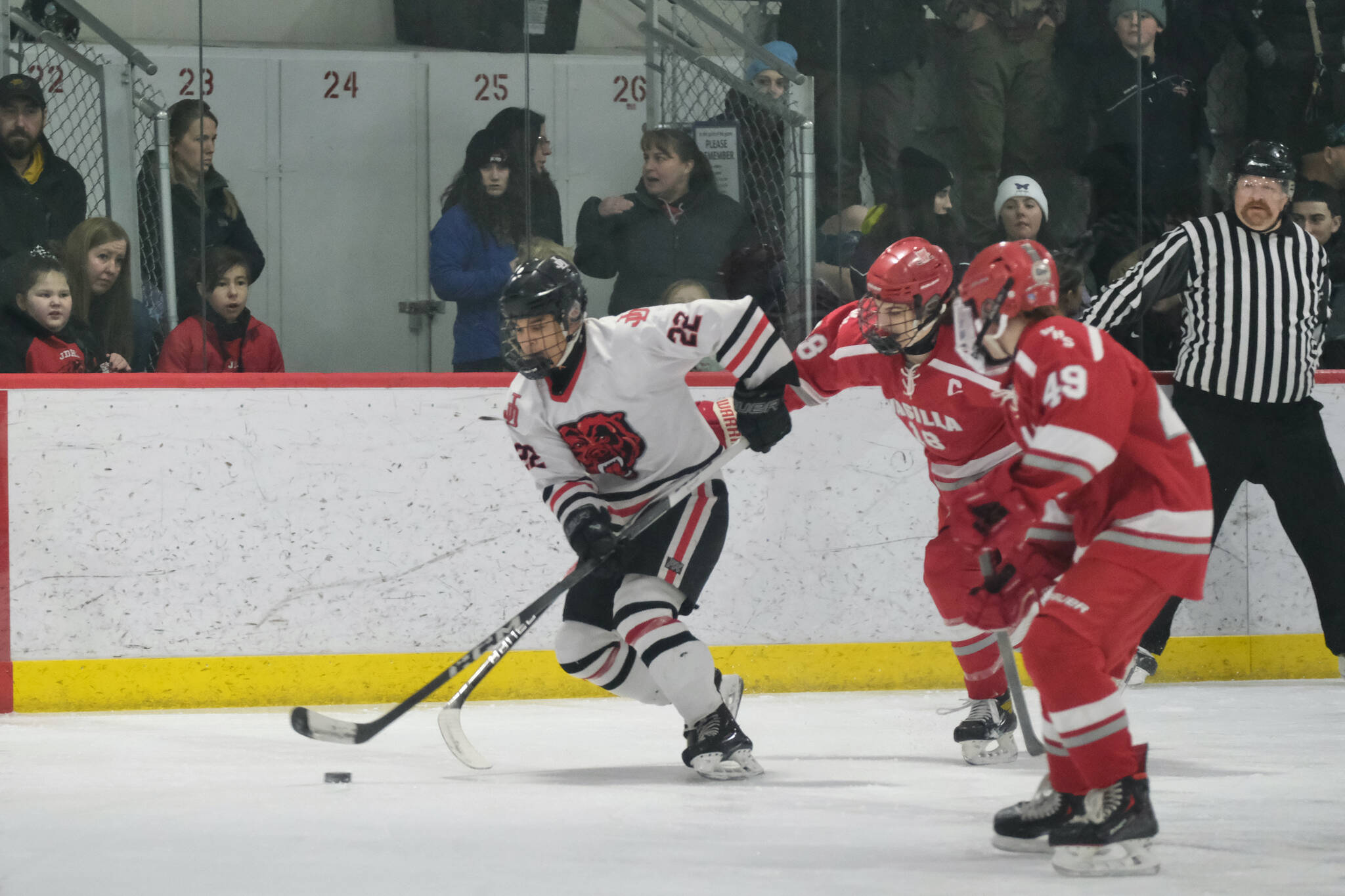 JDHS hockey home season finishes with a split