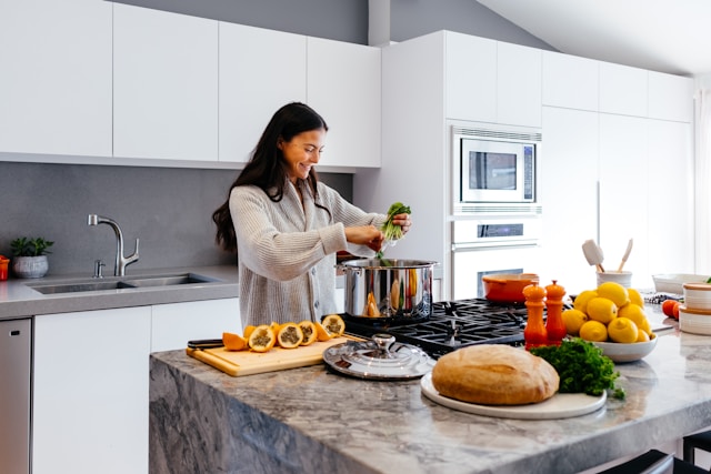 10 superfoods you should start snacking on more often