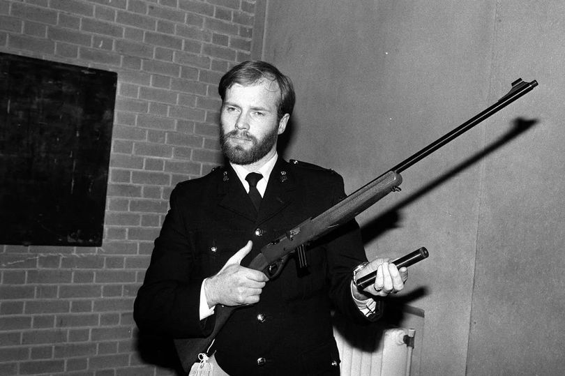 Mass murderer Jeremy Bamber hopes bombshell new photos could lead to ...