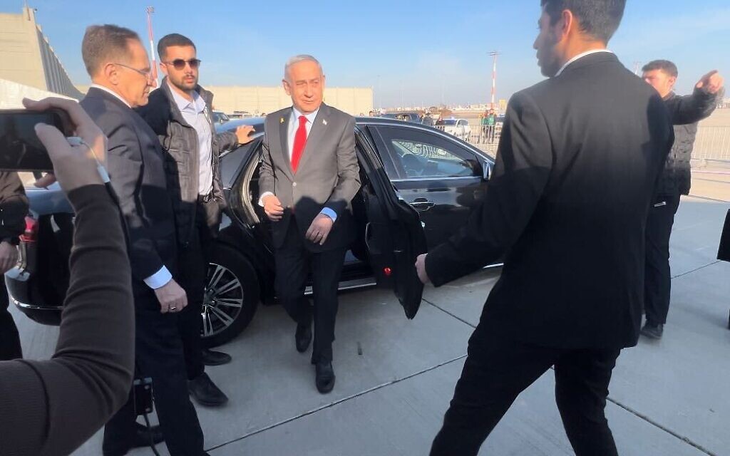 Netanyahu, top aides board Wings of Zion plane ahead of DC trip ...