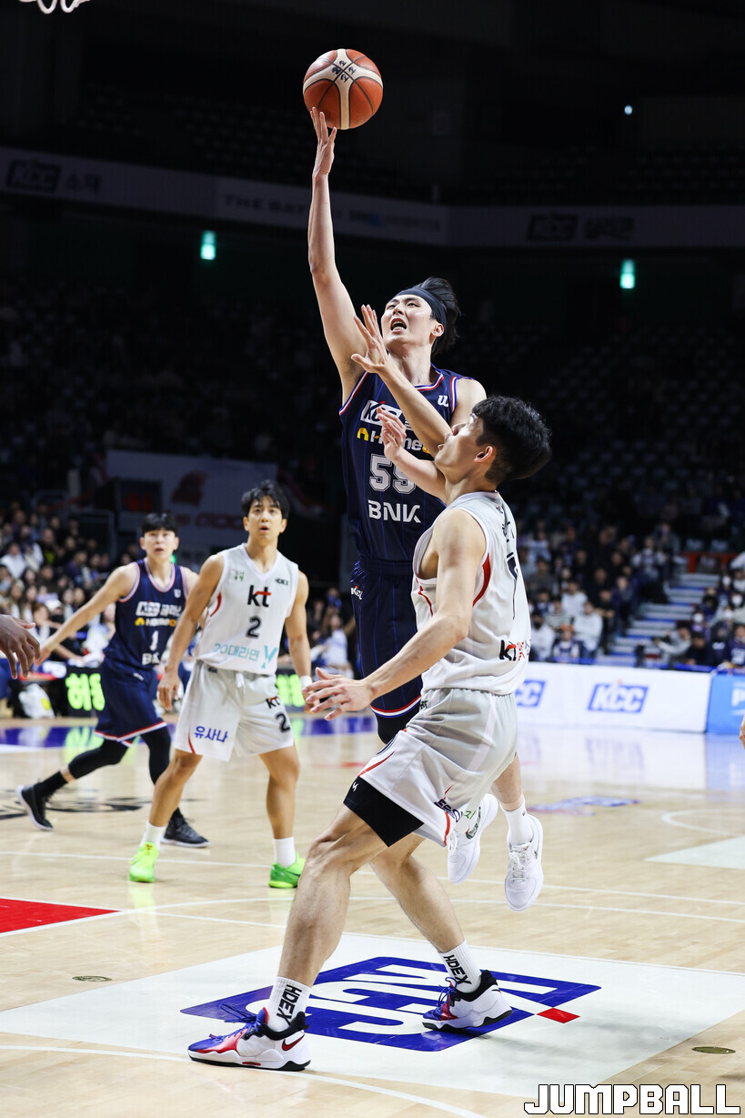 [프로농구 화보]KT,KCC 격파