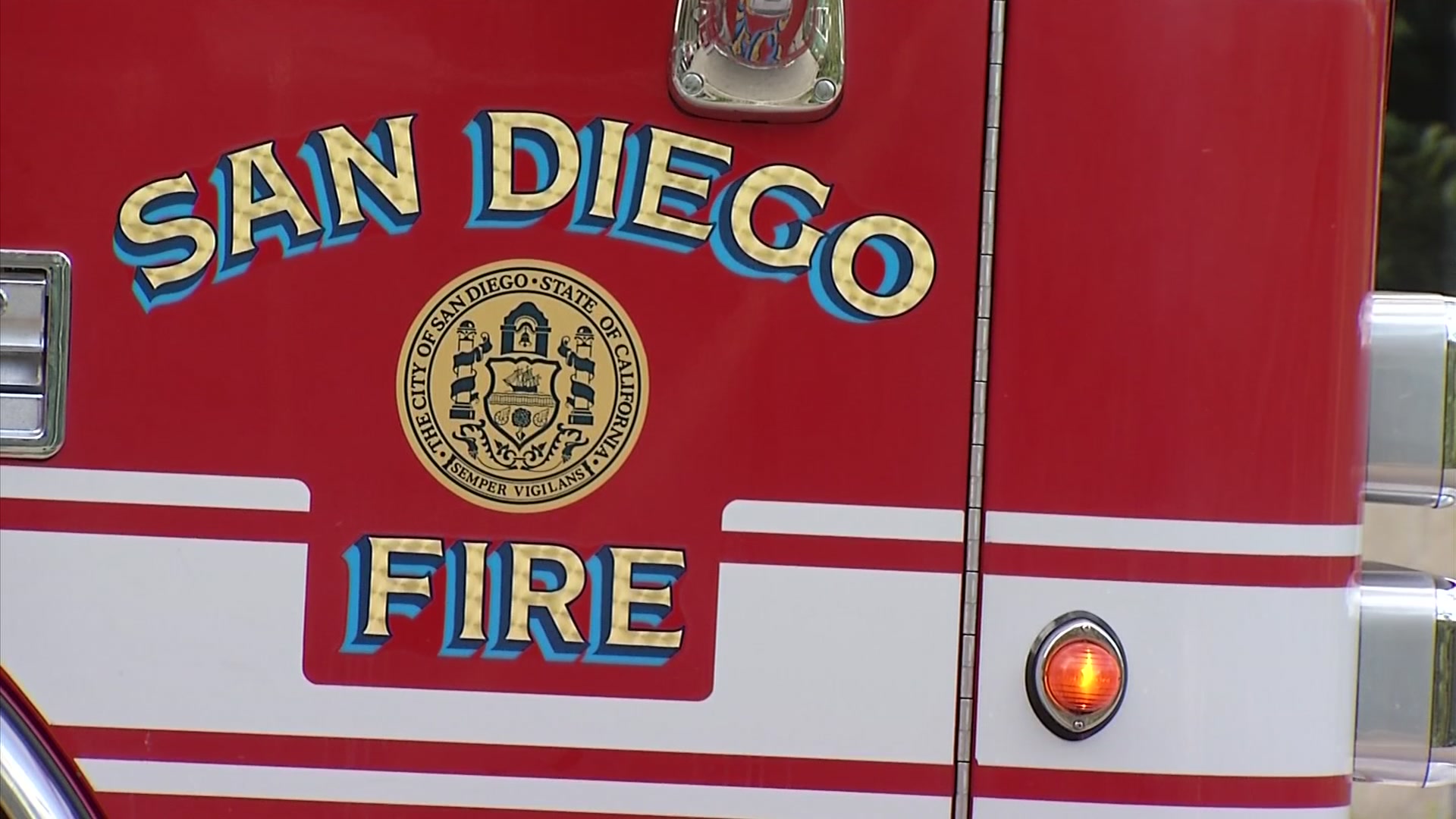 One person saved from Clairemont Mesa apartment fire by SDFD