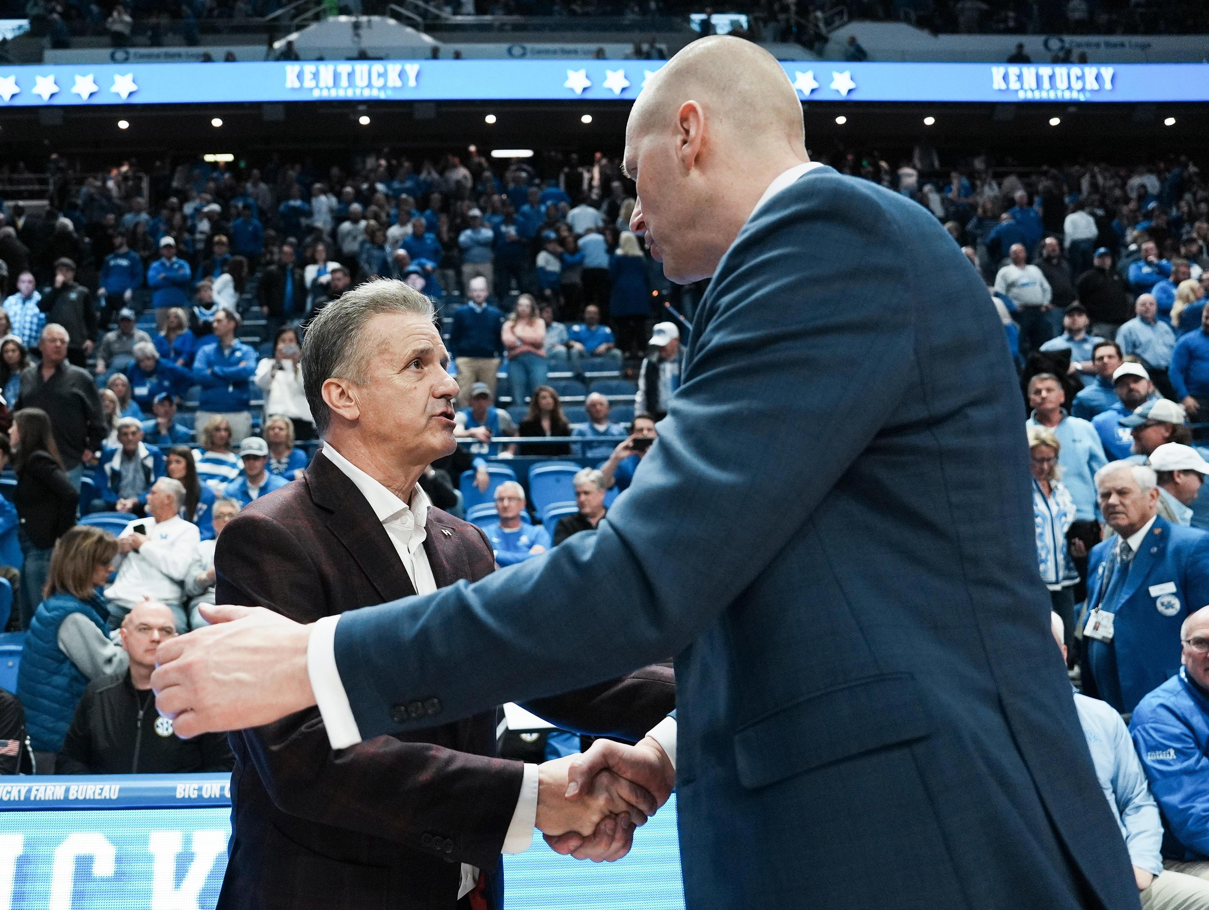 Where does Kentucky basketball coach Mark Pope's salary rank nationally ...