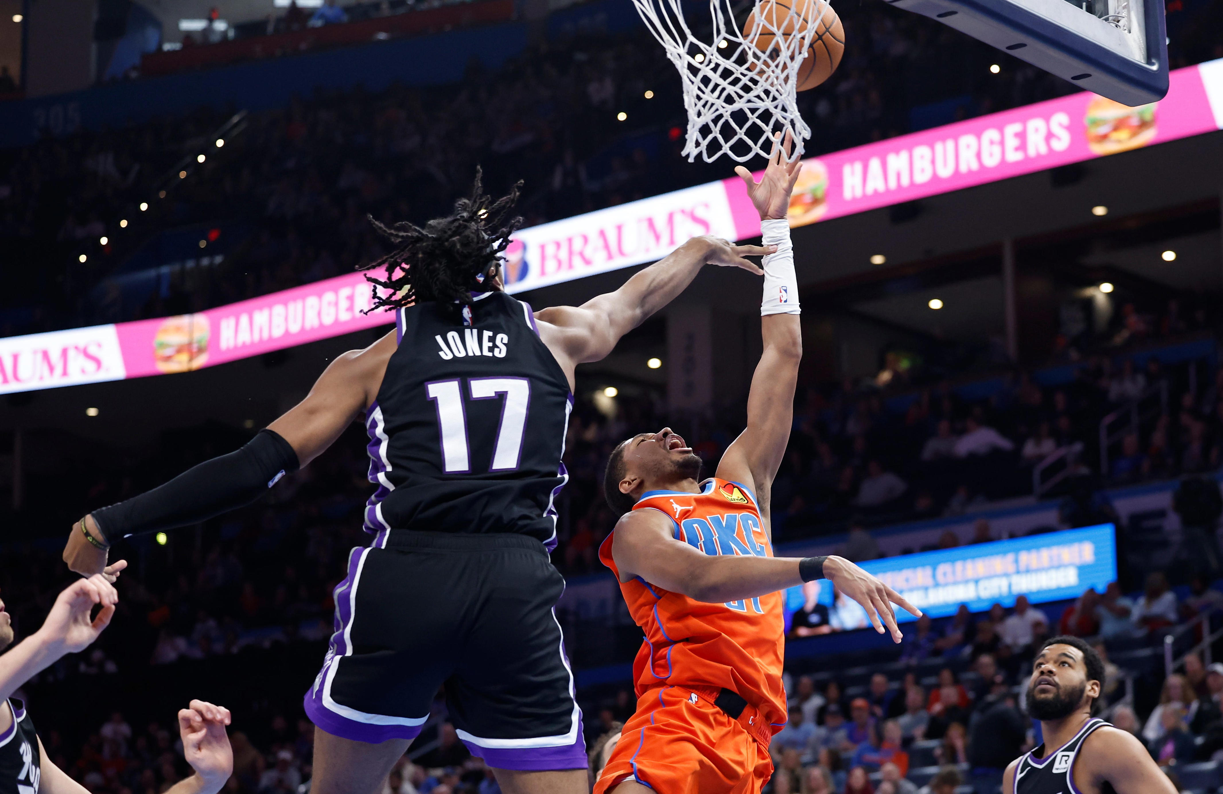 Photos: Best images from Thunder's 144-110 win over Kings