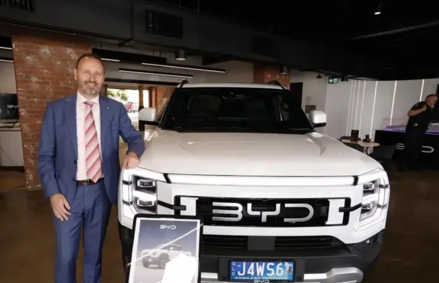 比亚迪Shark 6在澳大利亚订单超6000台，首批交付启动