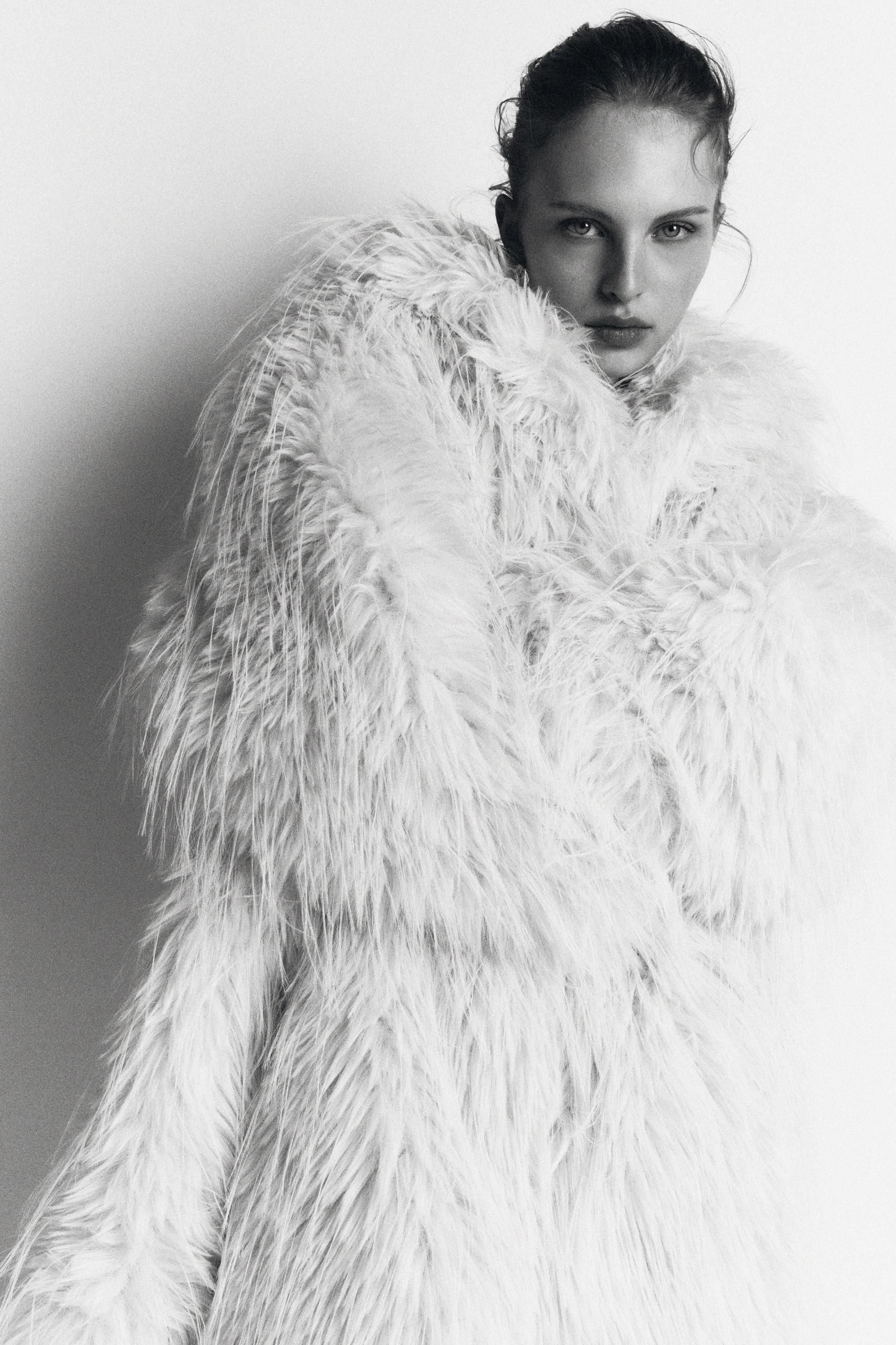 Estas 4 prendas Yeti de Zara desafían las leyes del frío y de la moda