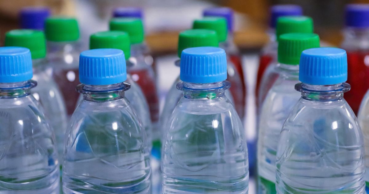 Vers la fin des bouteilles en plastique, voici ce qui vous attend vraiment Vers la fin des bouteilles en plastique, voici ce qui vous attend vraiment
