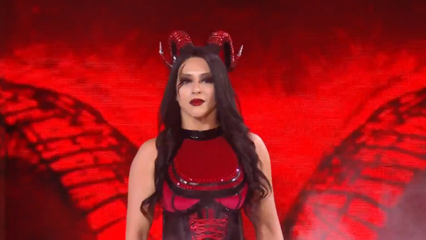 Hasta el youtuber Speed la celebró: Locura total por Stephanie Vaquer ...