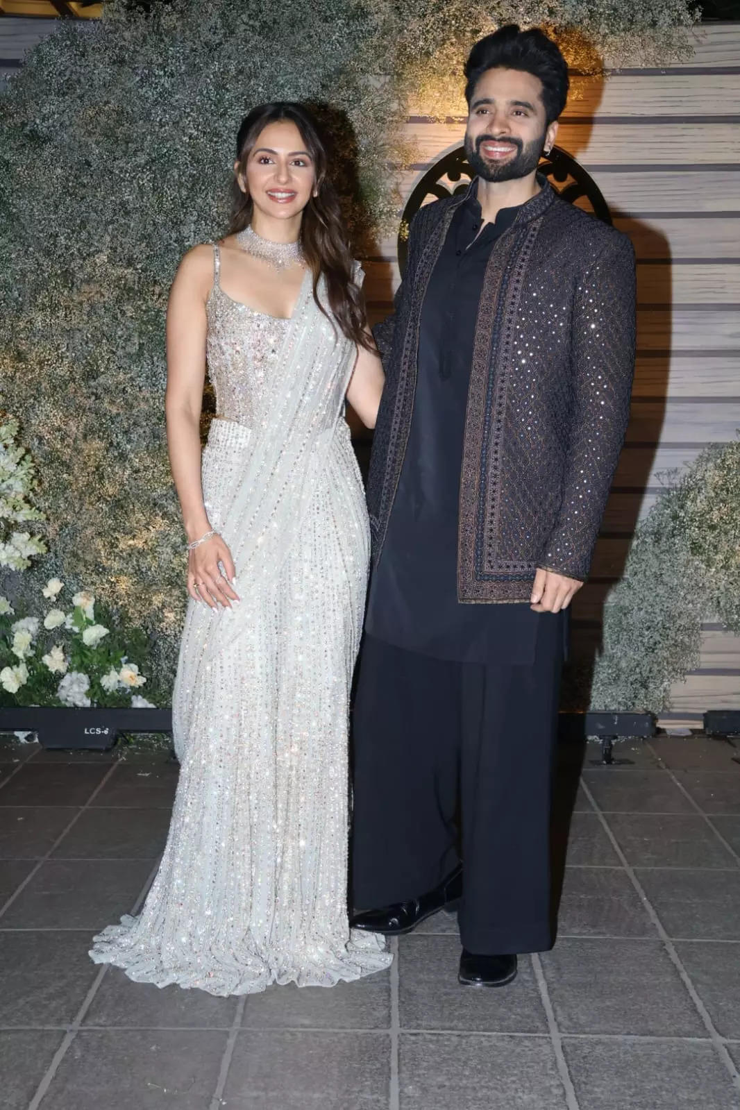 Jackky Bhagnani's cousin Vicky Bhagnani hosts star-studded sangeet ...
