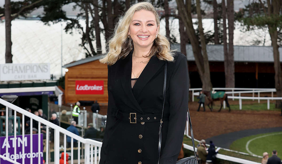 PICS: Anna Daly leads the style at Ladbrokes Dublin Chase in Leopardstown