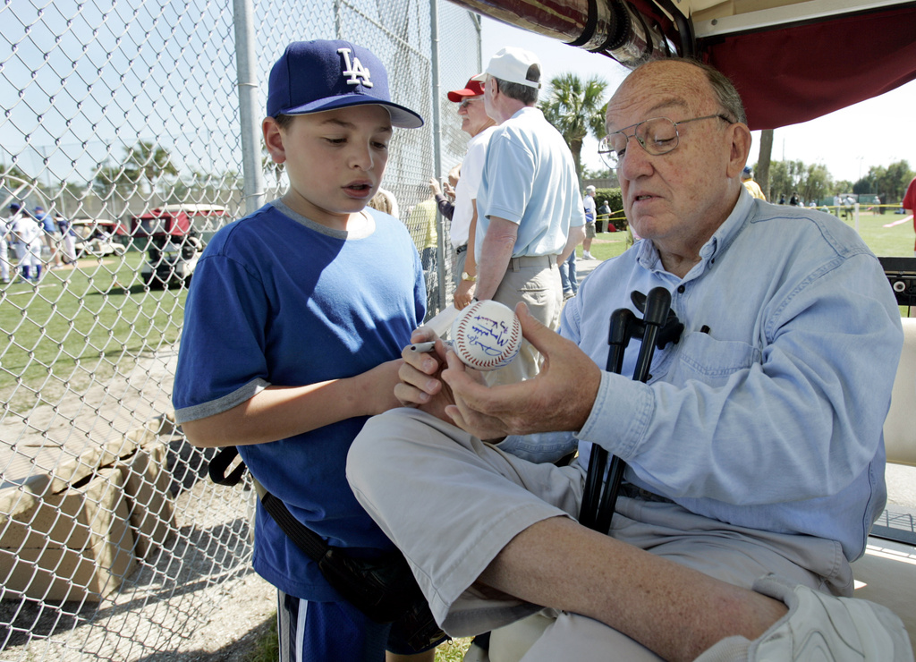 Fay Vincent, baseball commissioner during three years of turmoil, dies ...