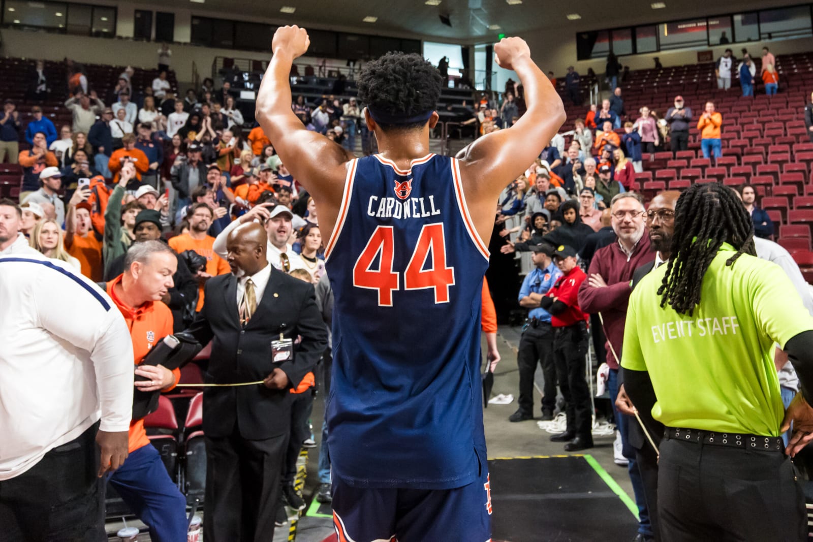 Dylan Cardwell on Auburn embracing road environment: ‘We got some guys ...