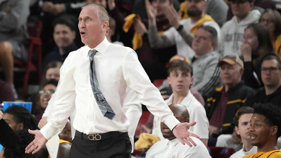 Arizona State fans tired of Bobby Hurley's 'embarrassing' behavior