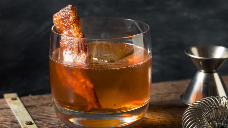 How To Make A Bacon Fat-Washed Cocktail