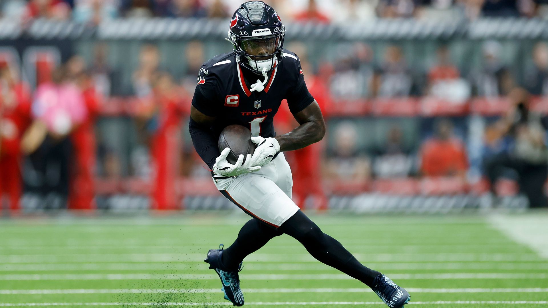 A big-name wide receiver who could be a realistic free agent addition ...