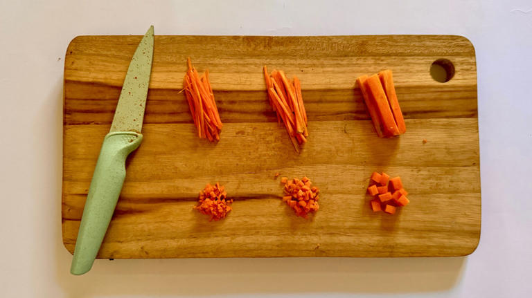 Julienne Vs Batonnet Cuts: What's The Actual Size Difference?