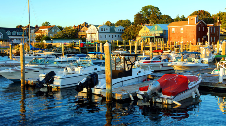 Rhode Island's Underrated All-American Bayside Town Is A Hub For ...