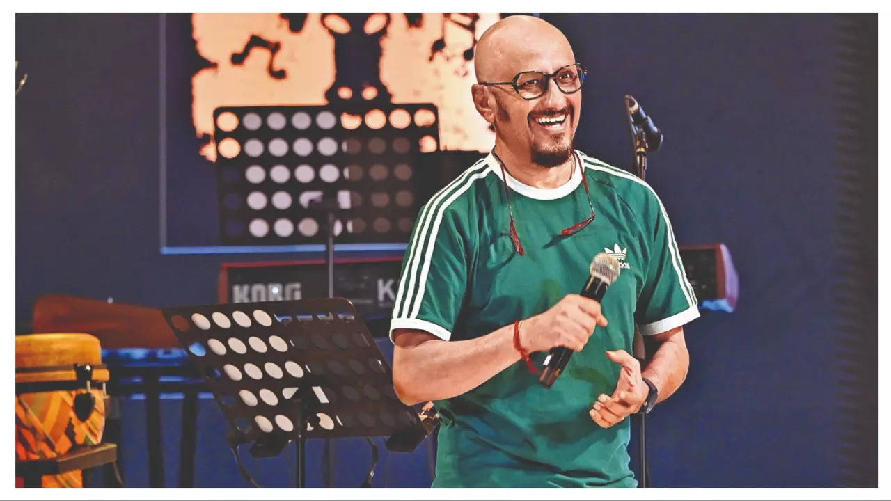 KGAF: A tribute to Zakir Hussain, an anthem by Shantanu Moitra and ...
