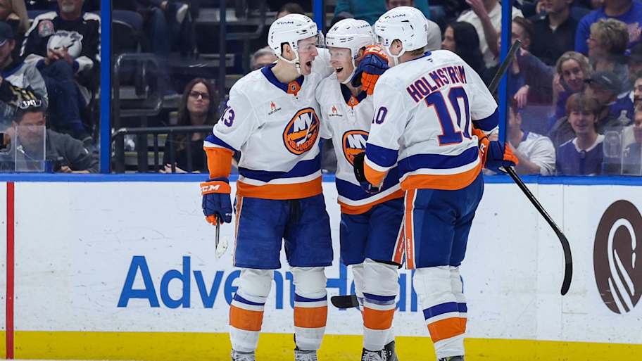 Islanders Emerge in Eastern Conference Wild Card Race