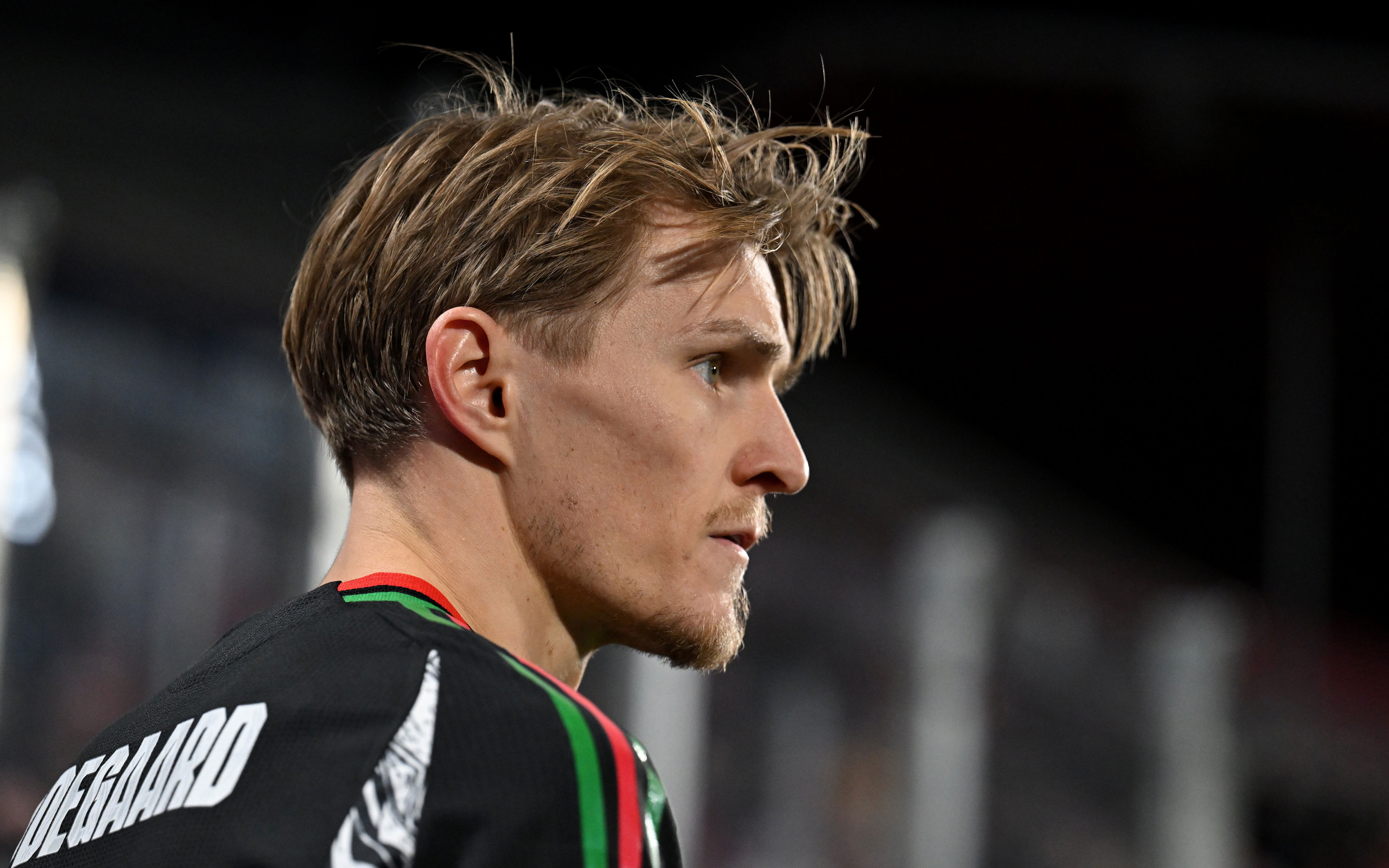 Arsenal vs Man City as it happened: Gunners humble champions in title ...