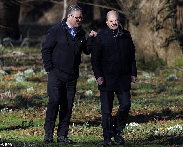 Keir Starmer calls on Europe to step up against Russian aggression