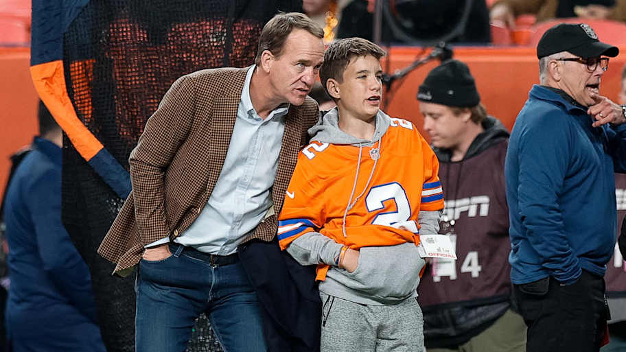 Deion Sanders' staff ready to offer Peyton Manning's 13-year-old son ...