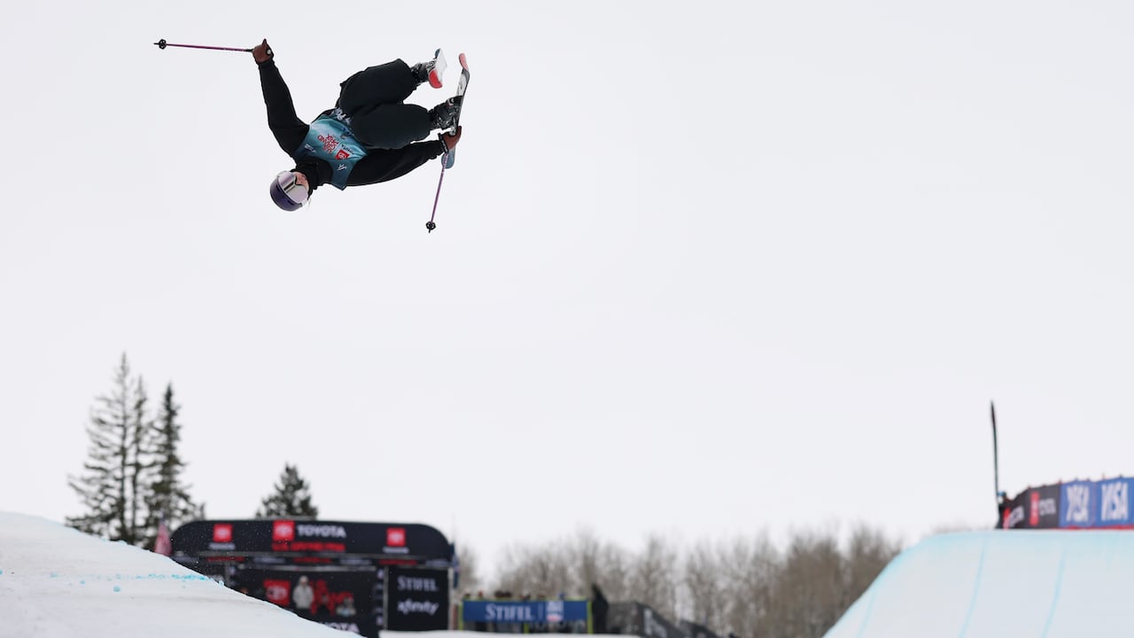 Calgary's Amy Fraser captures World Cup freeski halfpipe bronze in Aspen