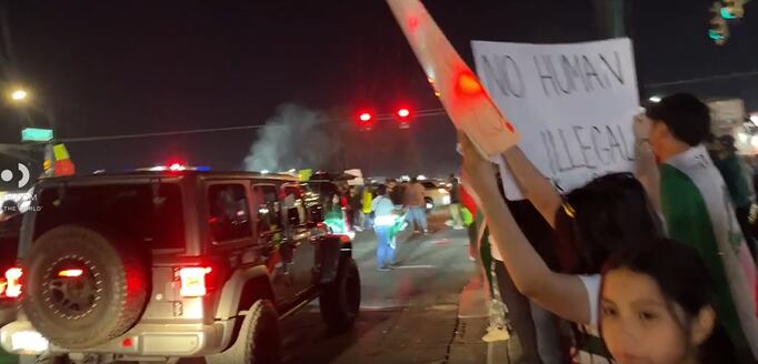 Immigration protest shut down busy west Phoenix intersection