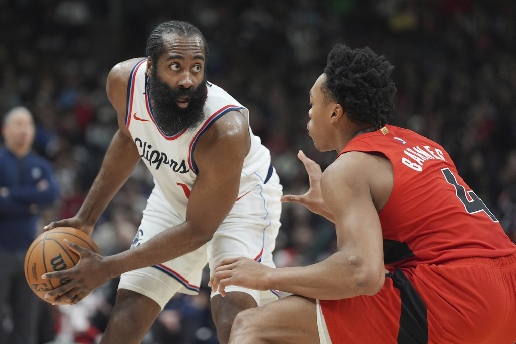 RJ Barrett scores 20 points as Raptors beat Clippers 115-108 for 8th ...