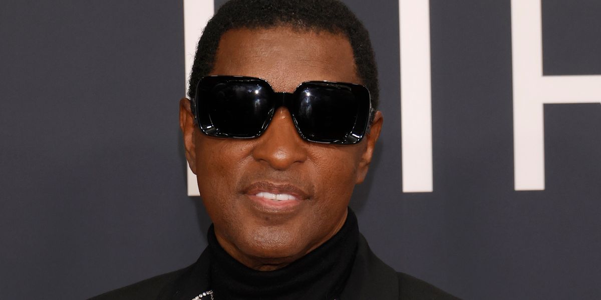 Reporters Blasted For ‘CRAZY' Disrespect For Babyface On Grammys Red Carpet