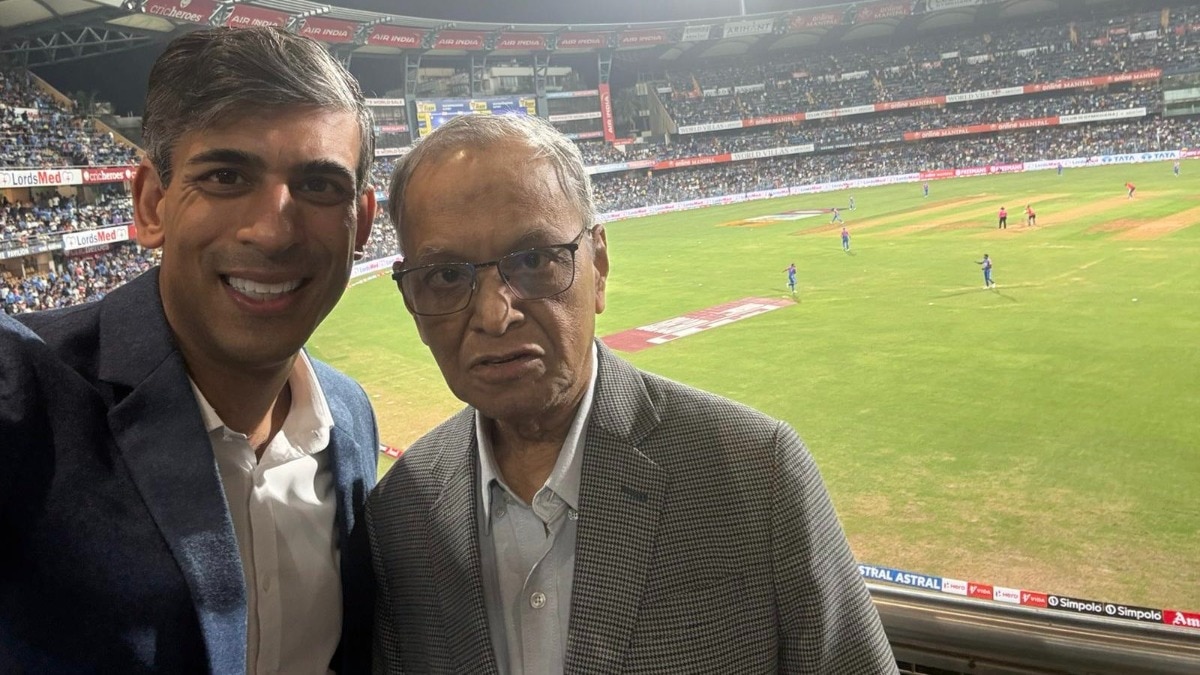 Rishi Sunak at India vs England match in Mumbai with Narayana Murthy ...