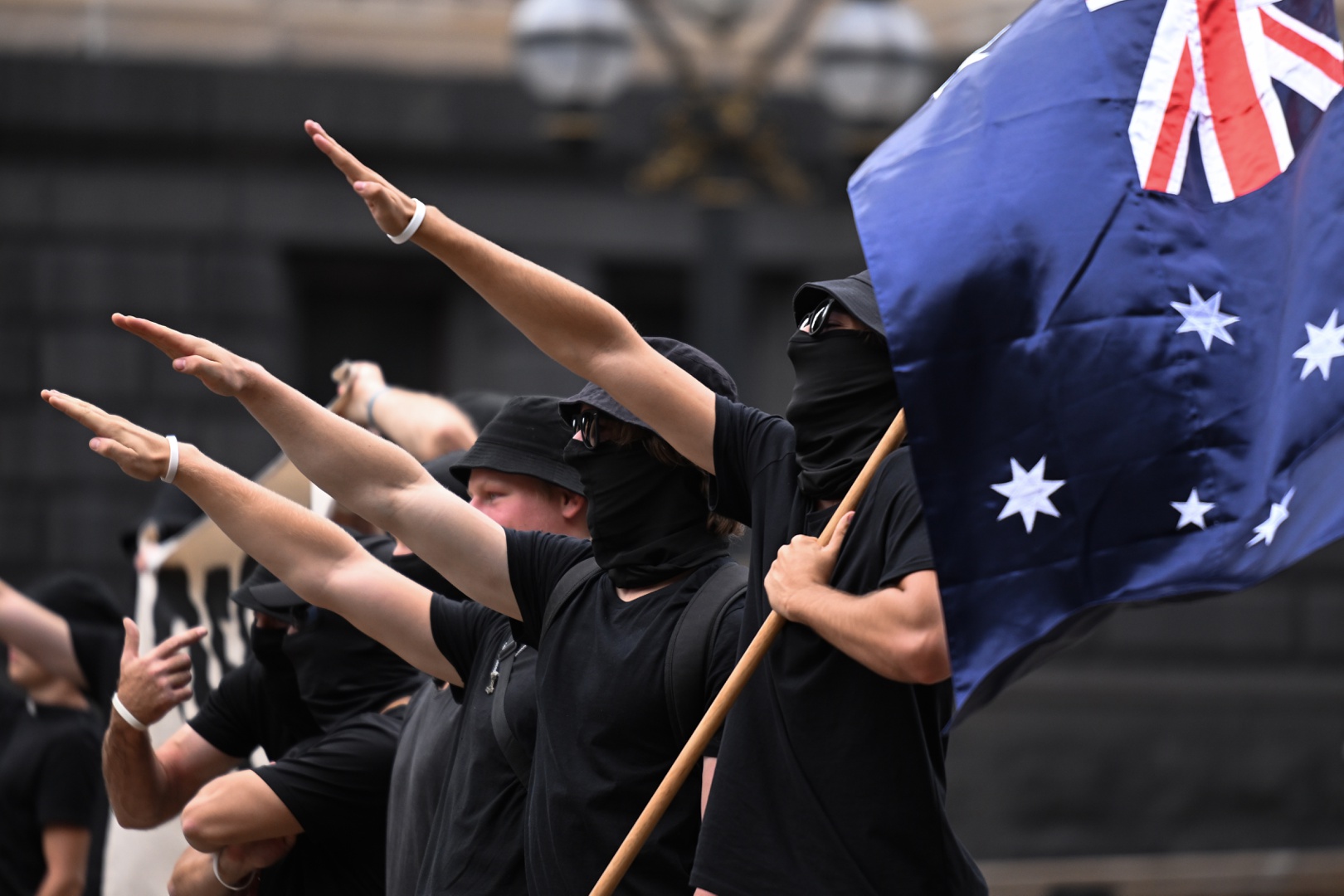 Australia impone sanciones contra la red supremacista blanca Terrorgram