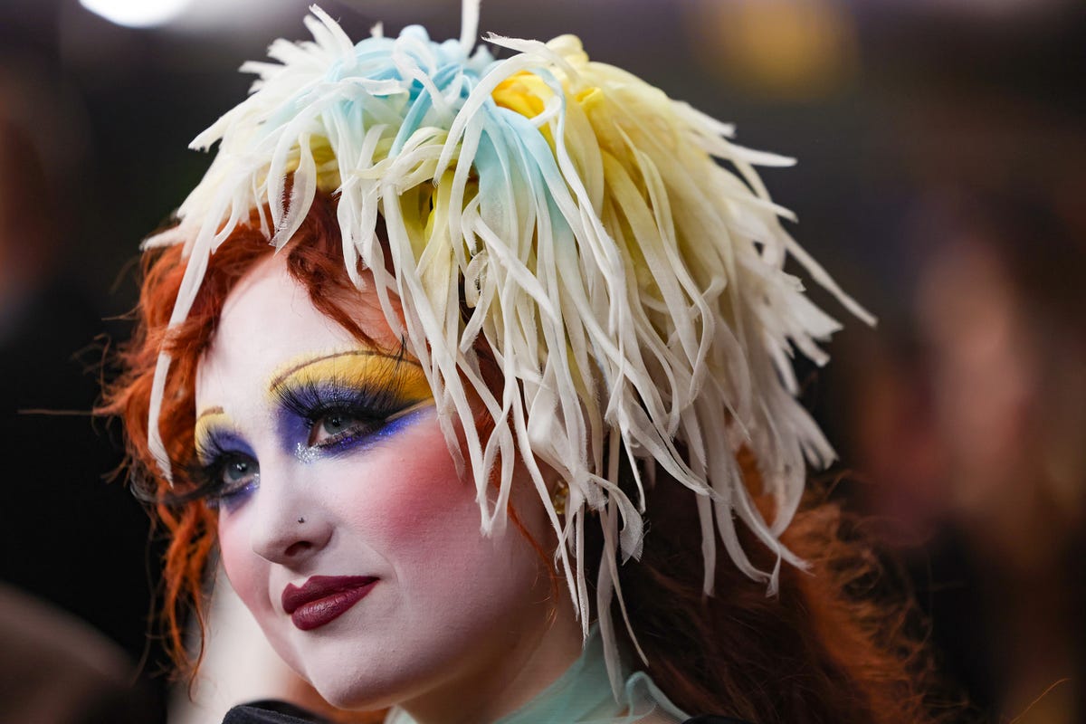 Chappell Roan's 2025 Grammys Dress Is a True Work of Art—Literally